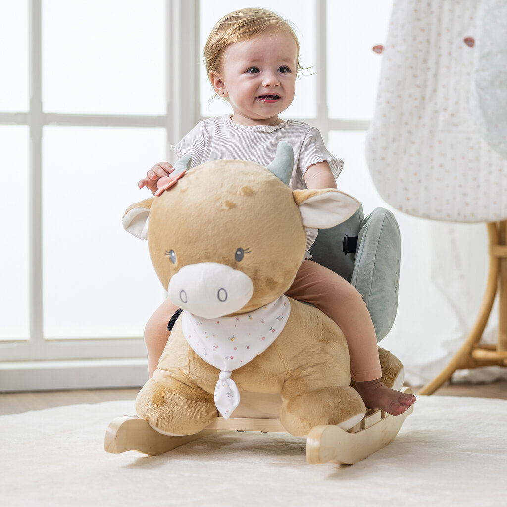 NATTOU Houpačka kravička Mila 10m+ Mila, Zoe & Lana | feedo.cz